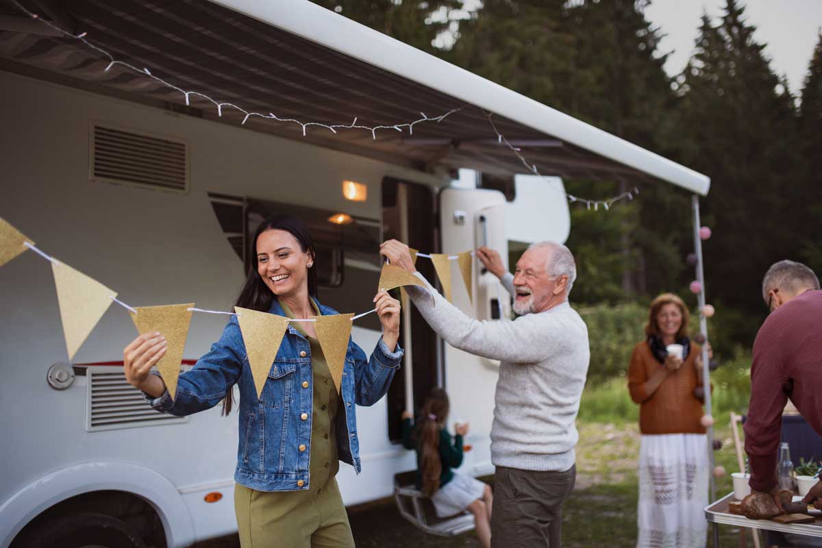 RV Tailgating Tips for Beginners - Nomadic News