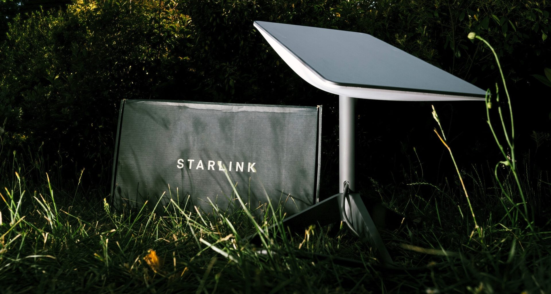 Starlink Kits Hit Costco Shelves: $599 and 2 Months Free for Members