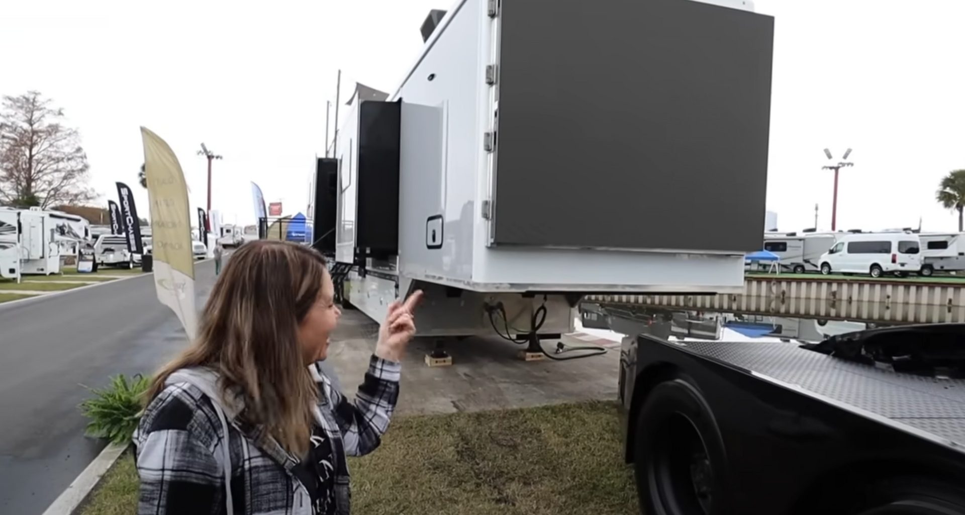 Switch It Up Makes Waves at the Tampa RV Show - Nomadic News