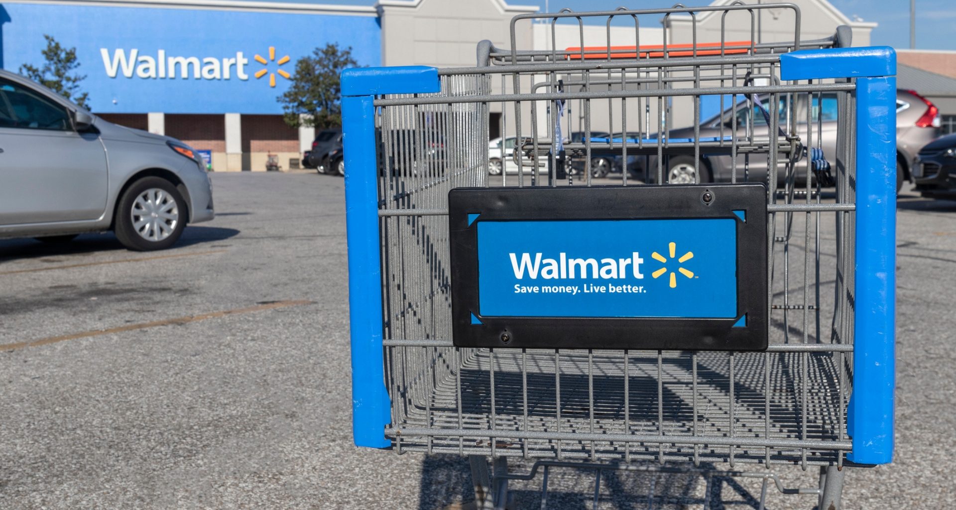Exactly How to Overnight Park at Walmart - Nomadic News