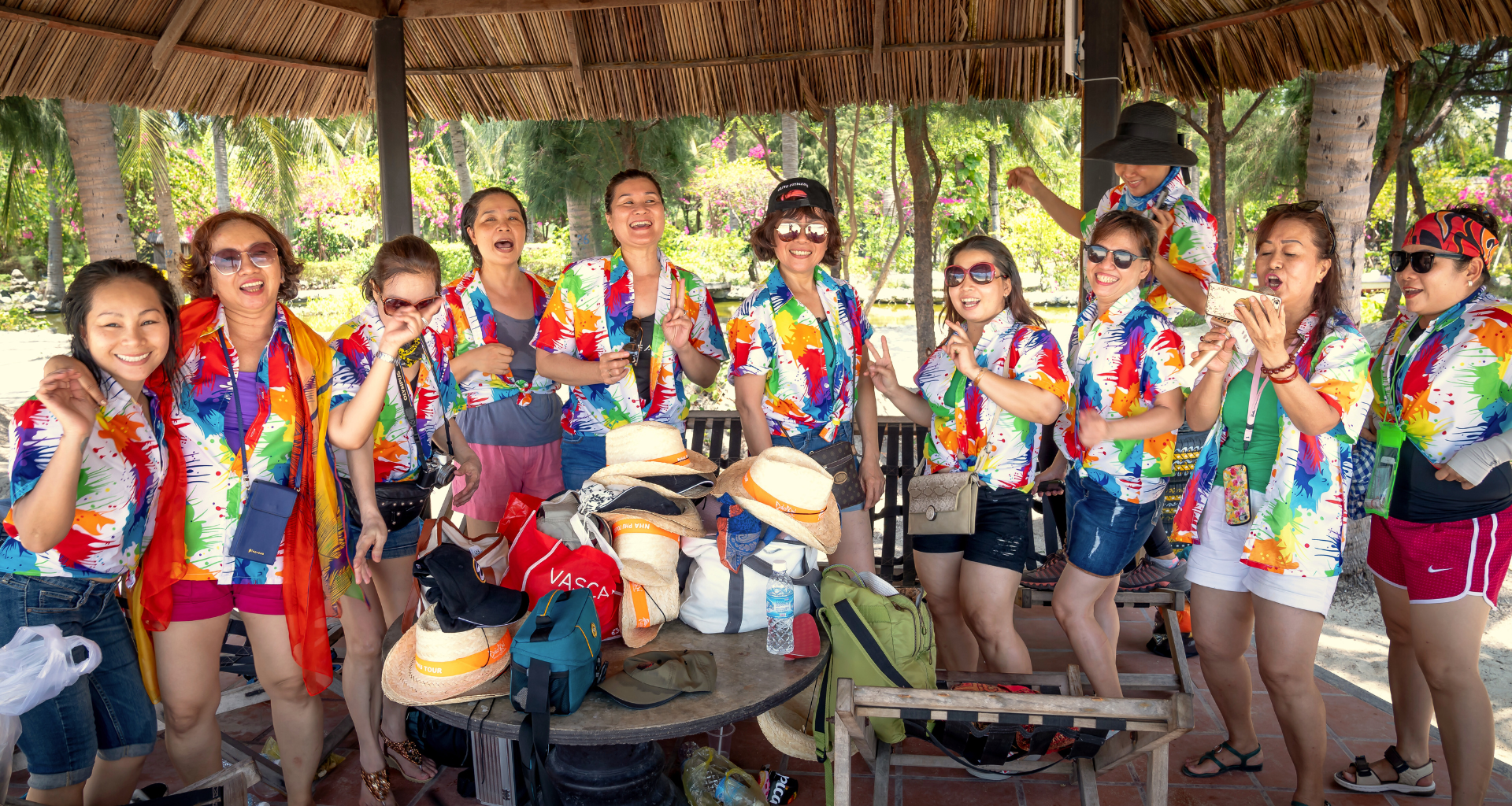 Your Guide to Planning a Perfect Family Reunion - Nomadic News