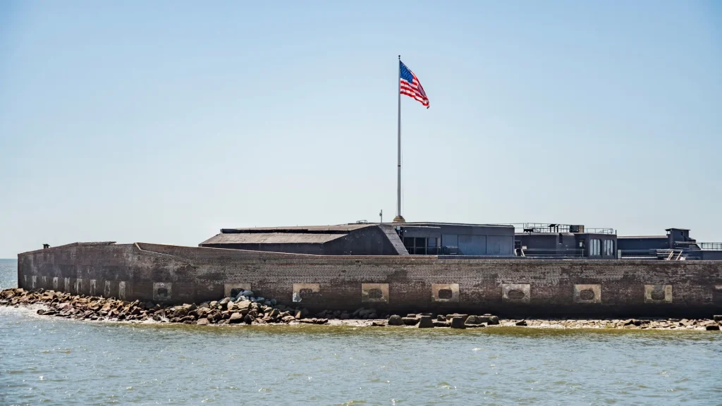 The Legend Behind the Pineapple Fountain in Charleston - Nomadic News