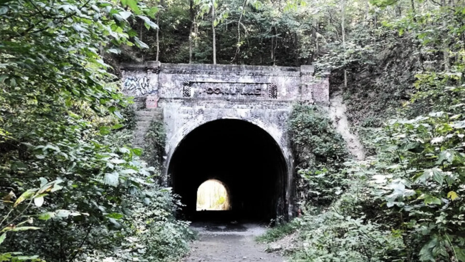The Cool History Behind the Moonville Tunnel - Nomadic News